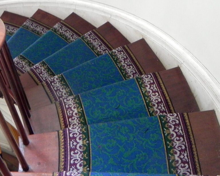 The Hyde Hall Stair Carpet – Thistle Hill Weavers